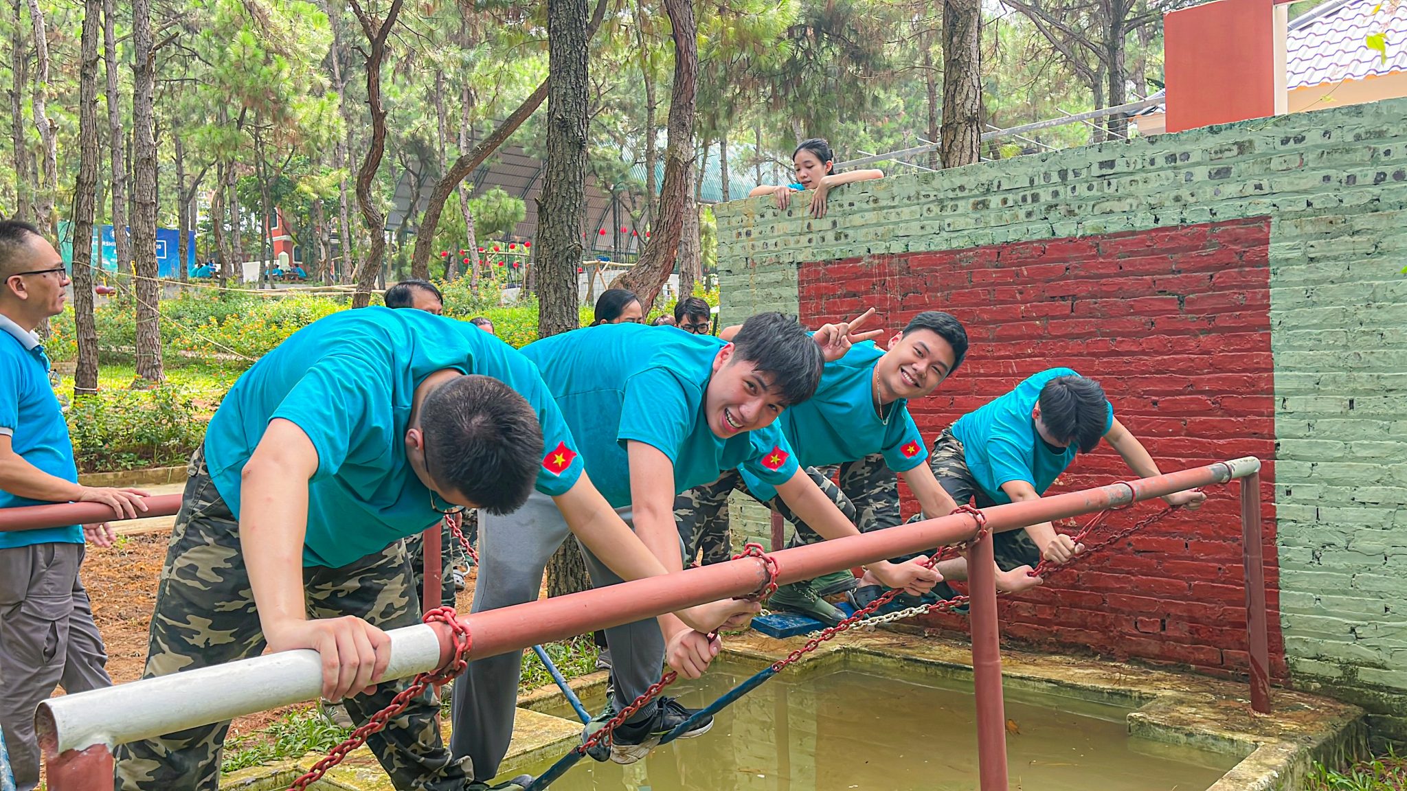 VinUniversity Students Practice Leadership Skills to Survive the ...