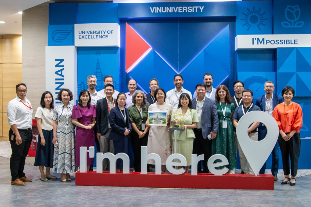 Strengthening Global Dialogue: VinUniversity Welcomes PwC Global Network Delegation for ...